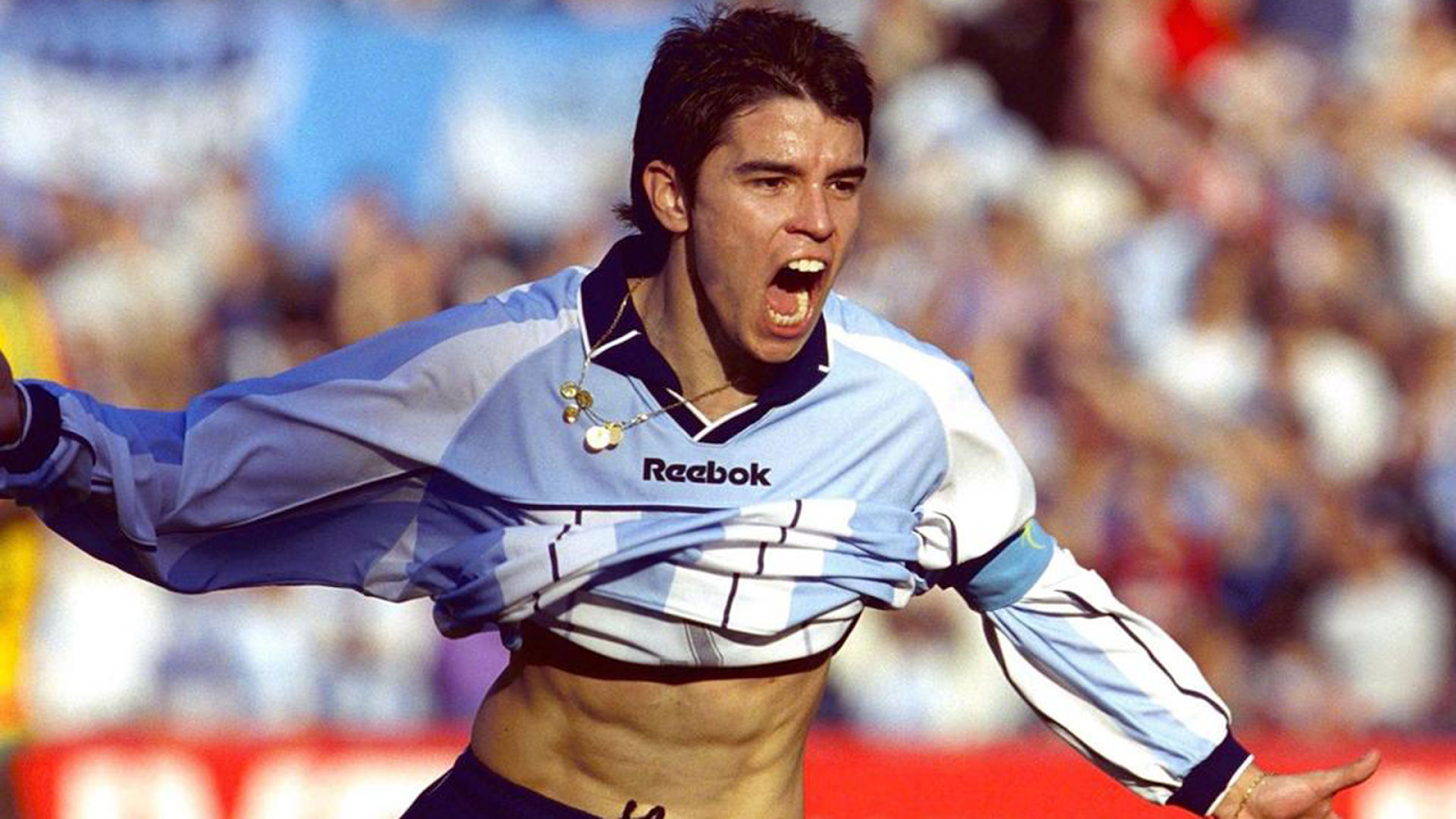 Javier Saviola is the top scorer of the 2001 World Junior Championship ...